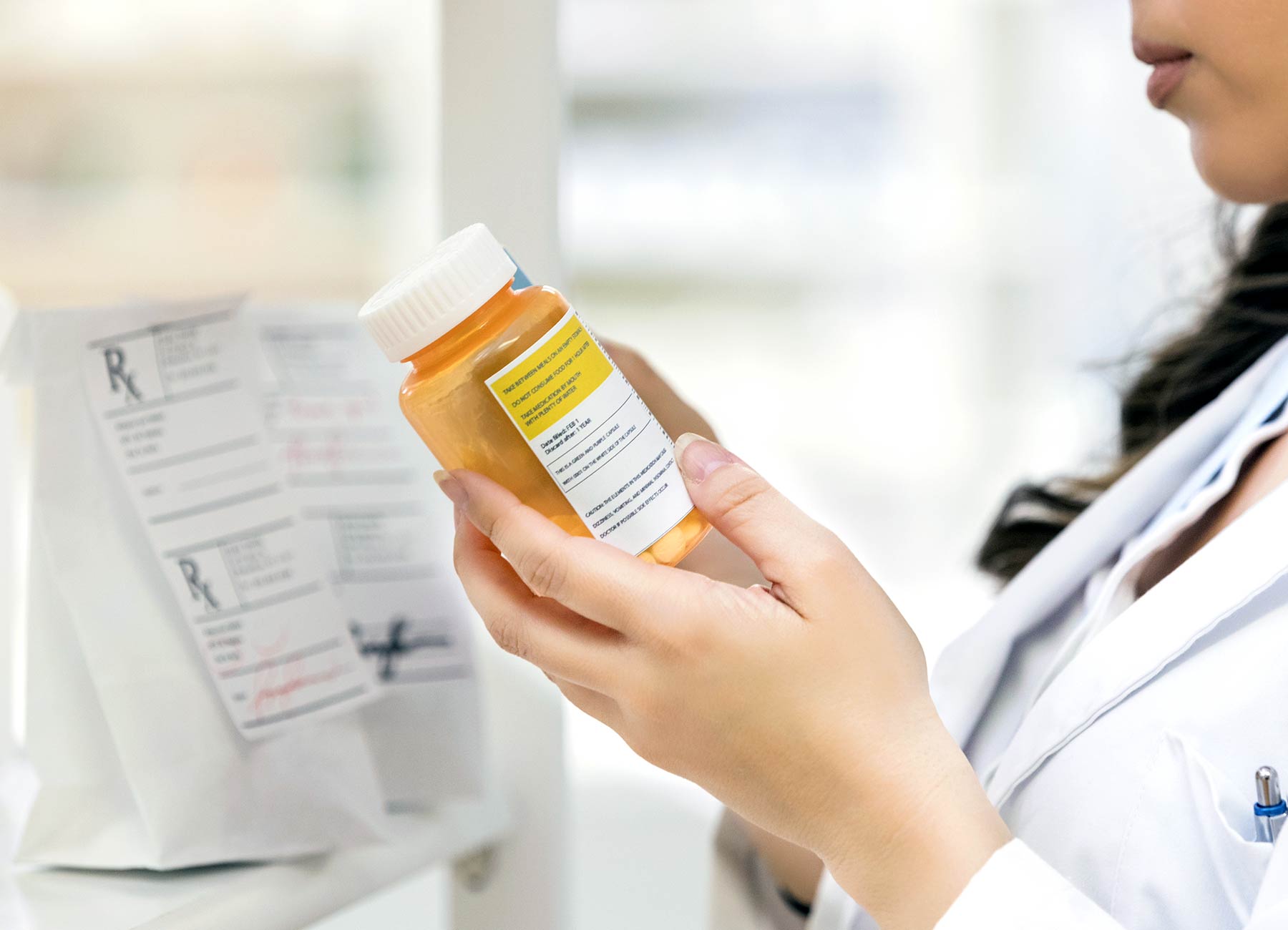 3 Ways Hospital Pharmacists Improve Patient Safety